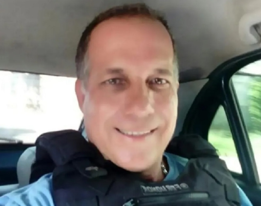 Salvador Policial Civil De 55 Anos Morre Em Troca De Tiros No Bairro